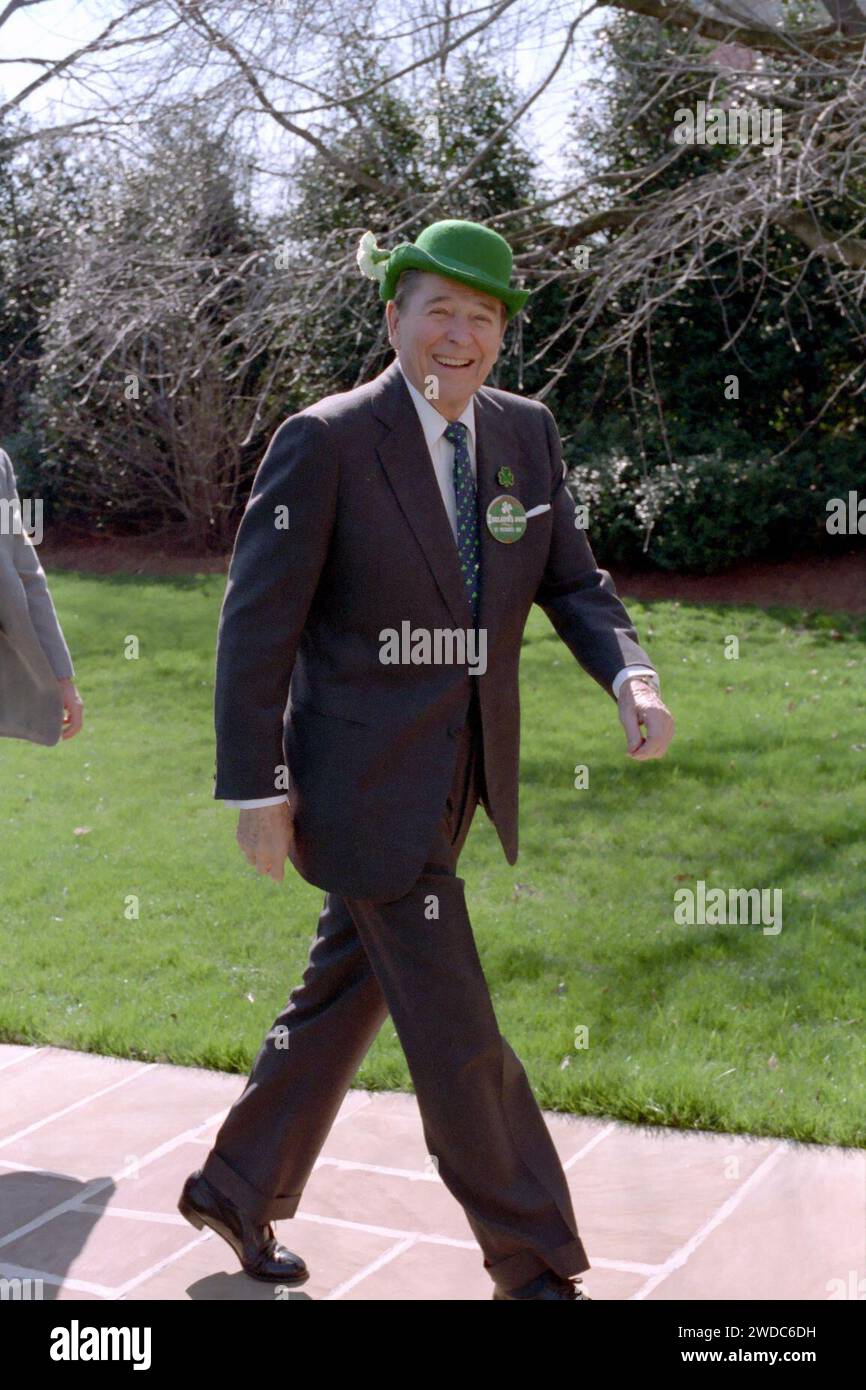 President Ronald Reagan walking back to the Oval Office after a St ...