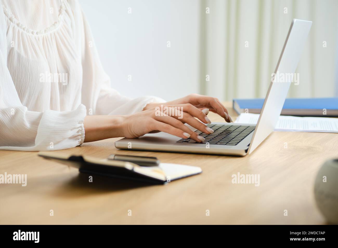 Keyboard view hi-res stock photography and images - Alamy