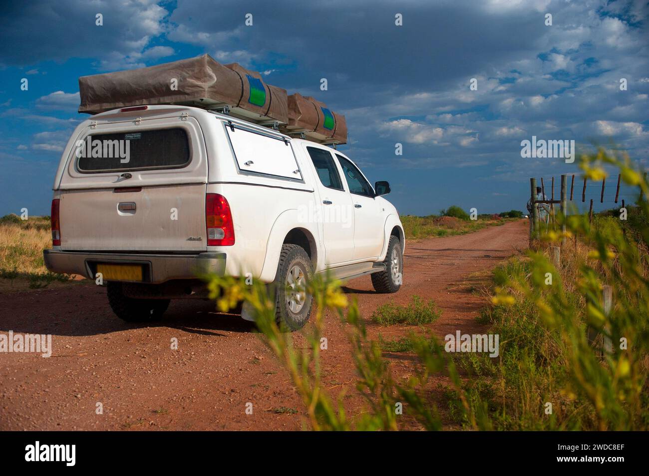 Four-wheel drive jeep with roof tents, sand track, adventure, adventure ...