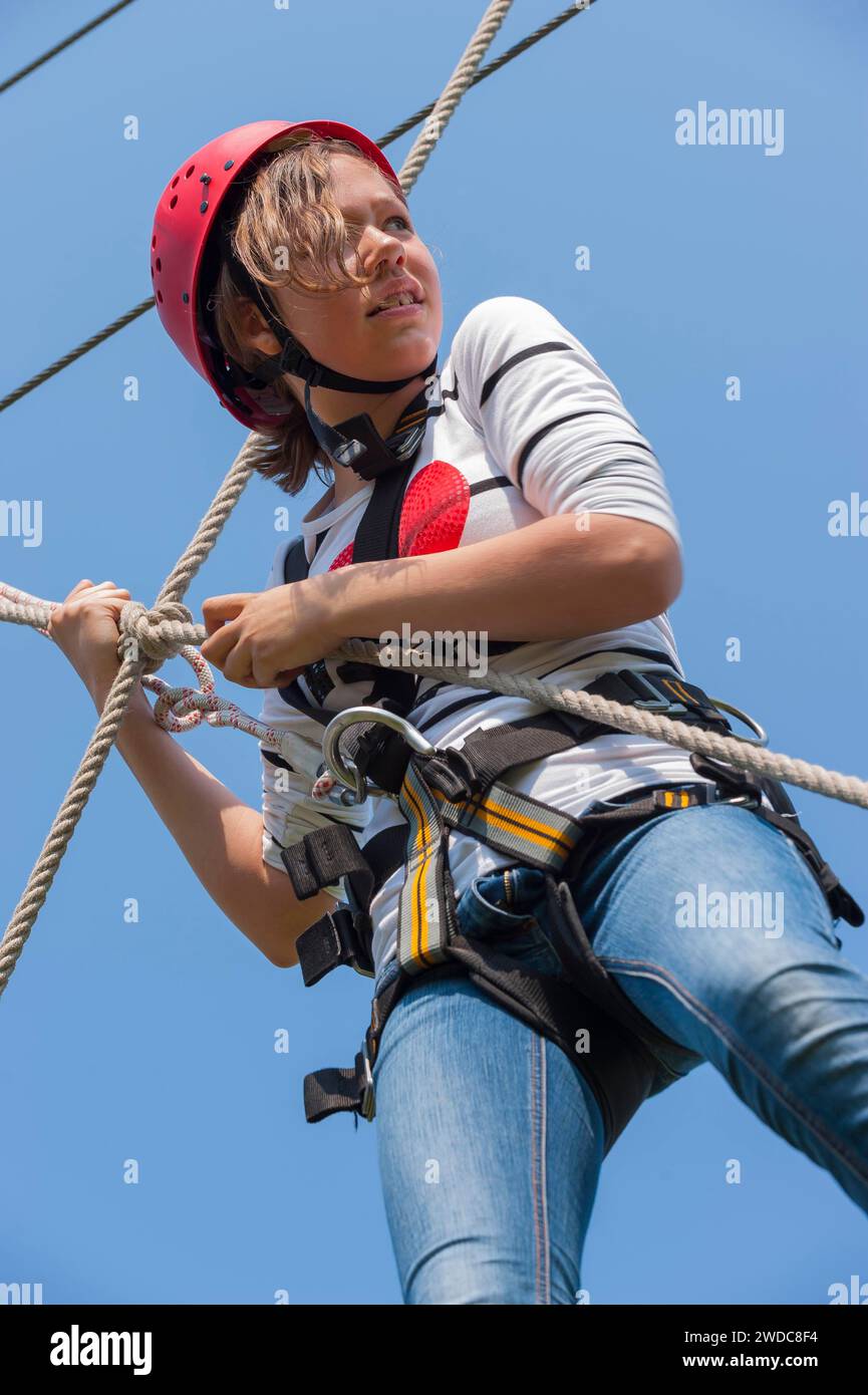 Action at height hi-res stock photography and images - Alamy