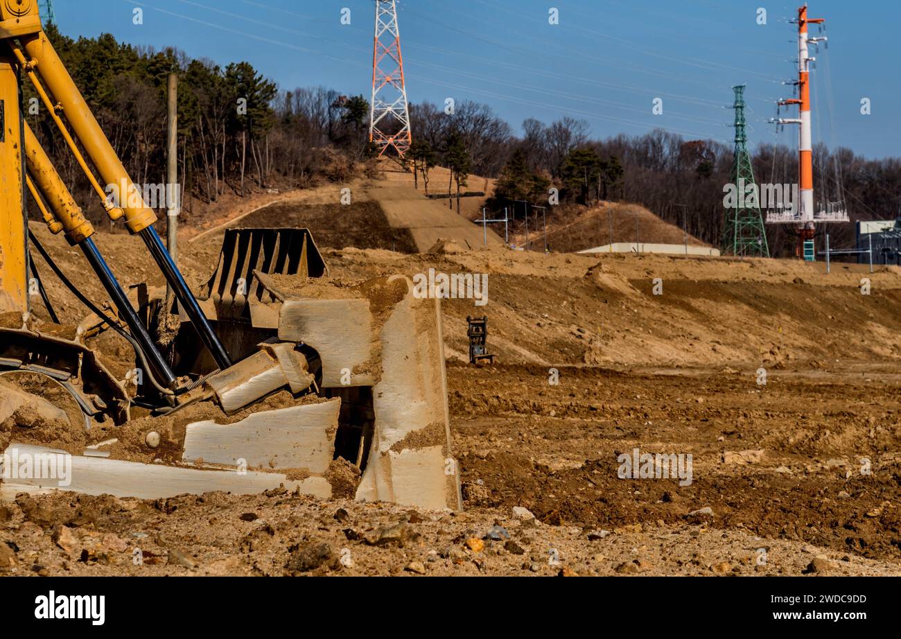 Side view of blade and hydraulic lift cylinders of bulldozer at new ...