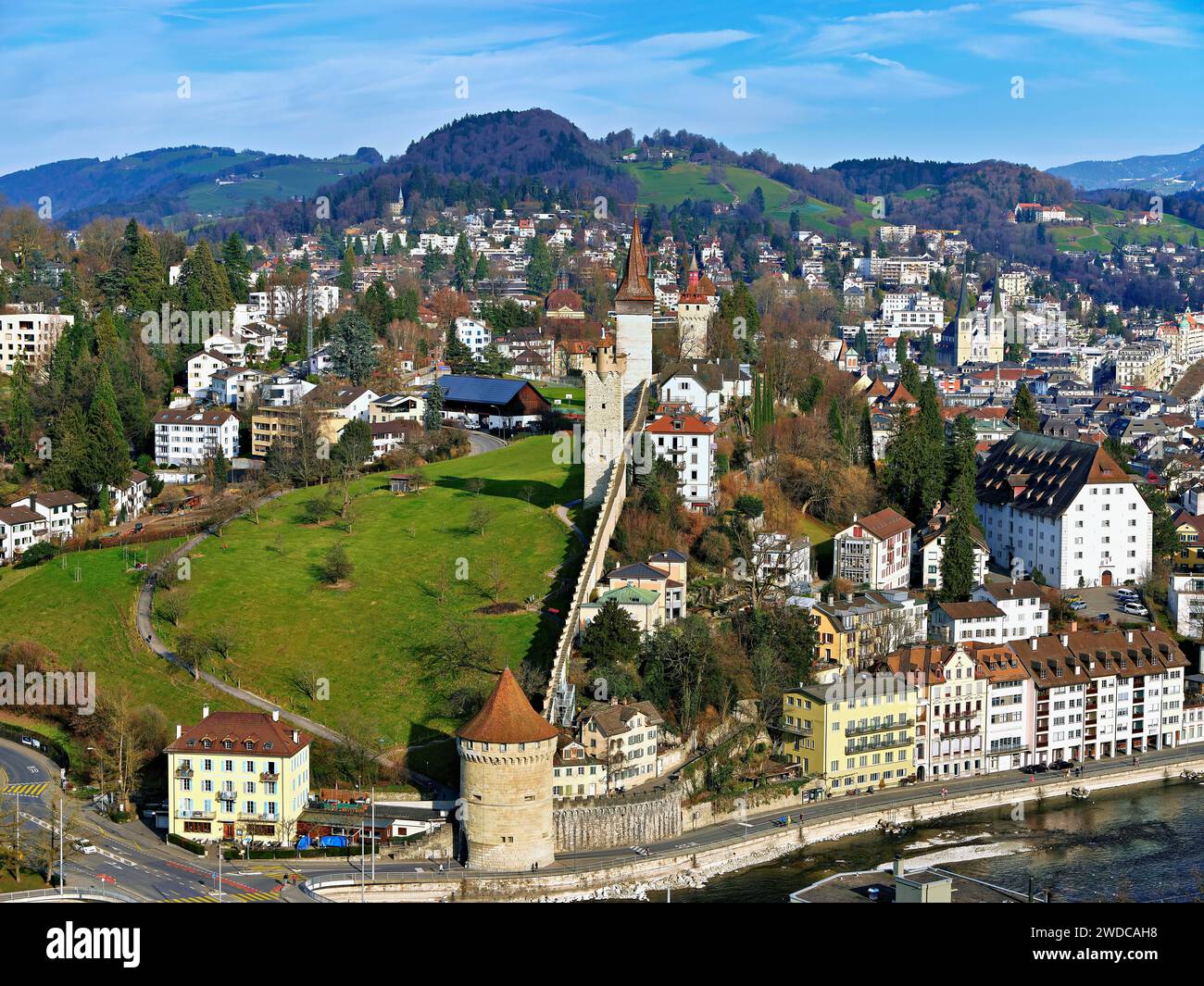 Musegg wall with the Musegg towers Maennliturm, Luegisland and Wachturm ...