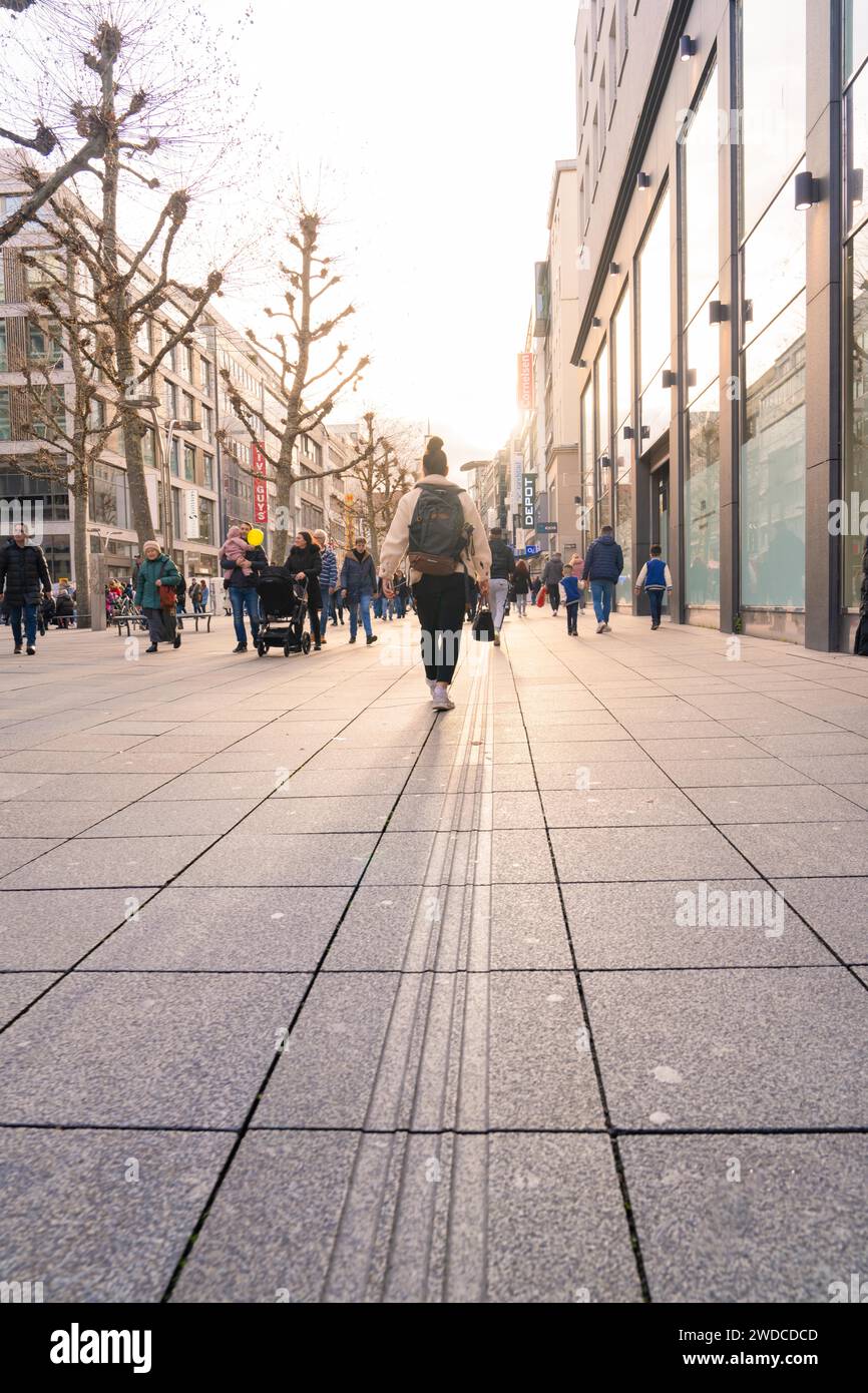 Stuttgart city central walking street hi-res stock photography and ...