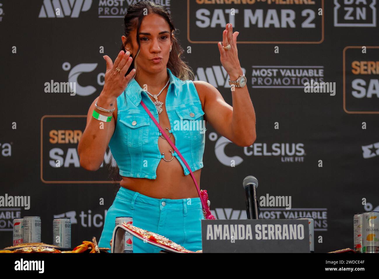 SAN JUAN, PUERTO RICO Amanda Serrano greets fans at the Press ...