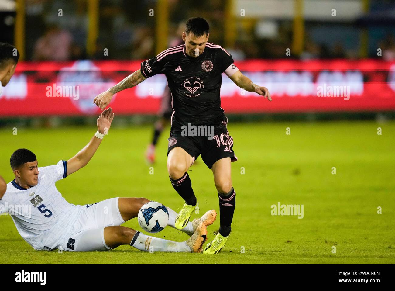 Inter Miami's Lionel Messi, right, and El Salvador's Rudy Clavel, fight ...