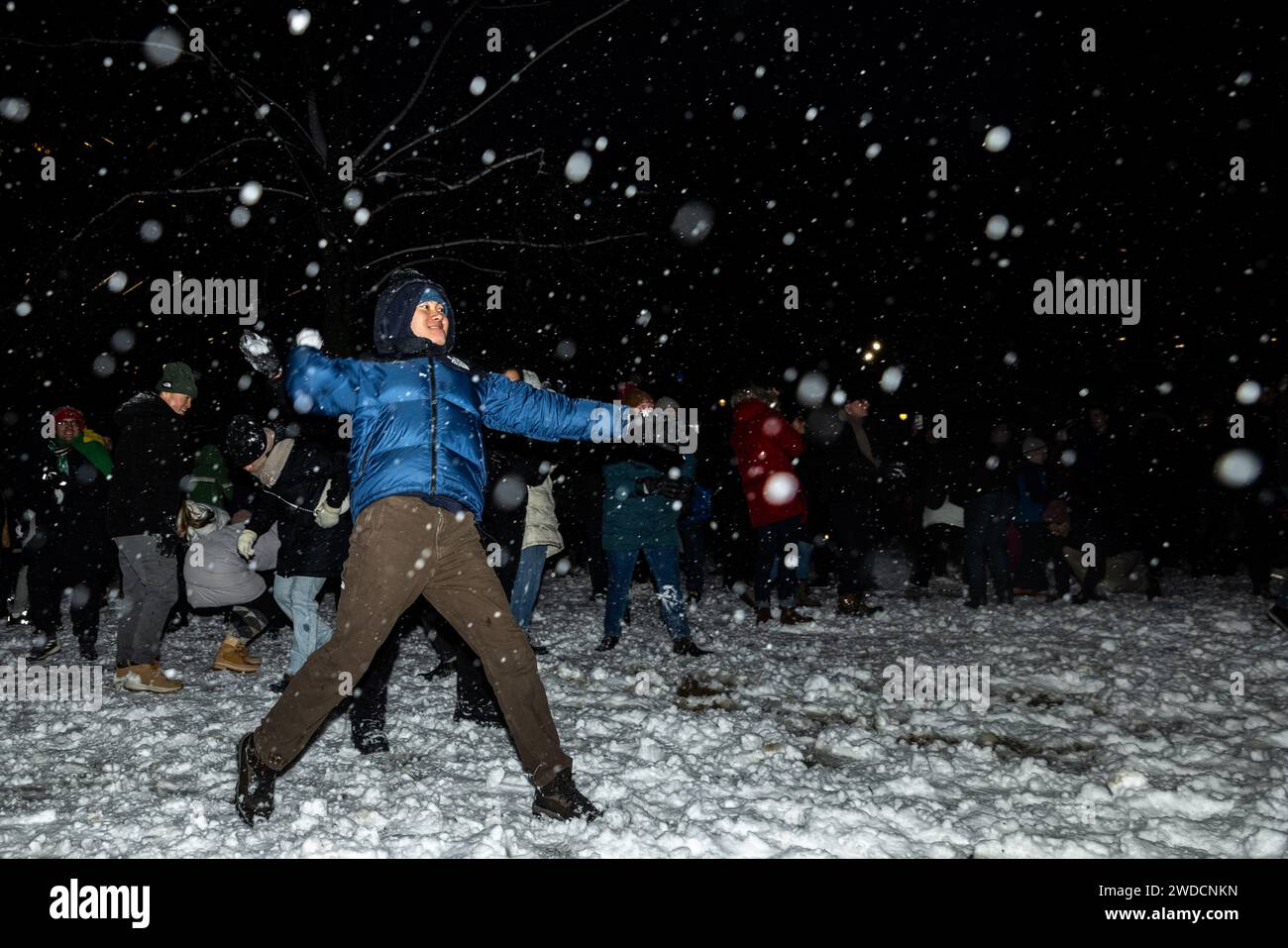 Washington, USA. 19th Jan, 2024. People compete in a DCSFA snowball ...