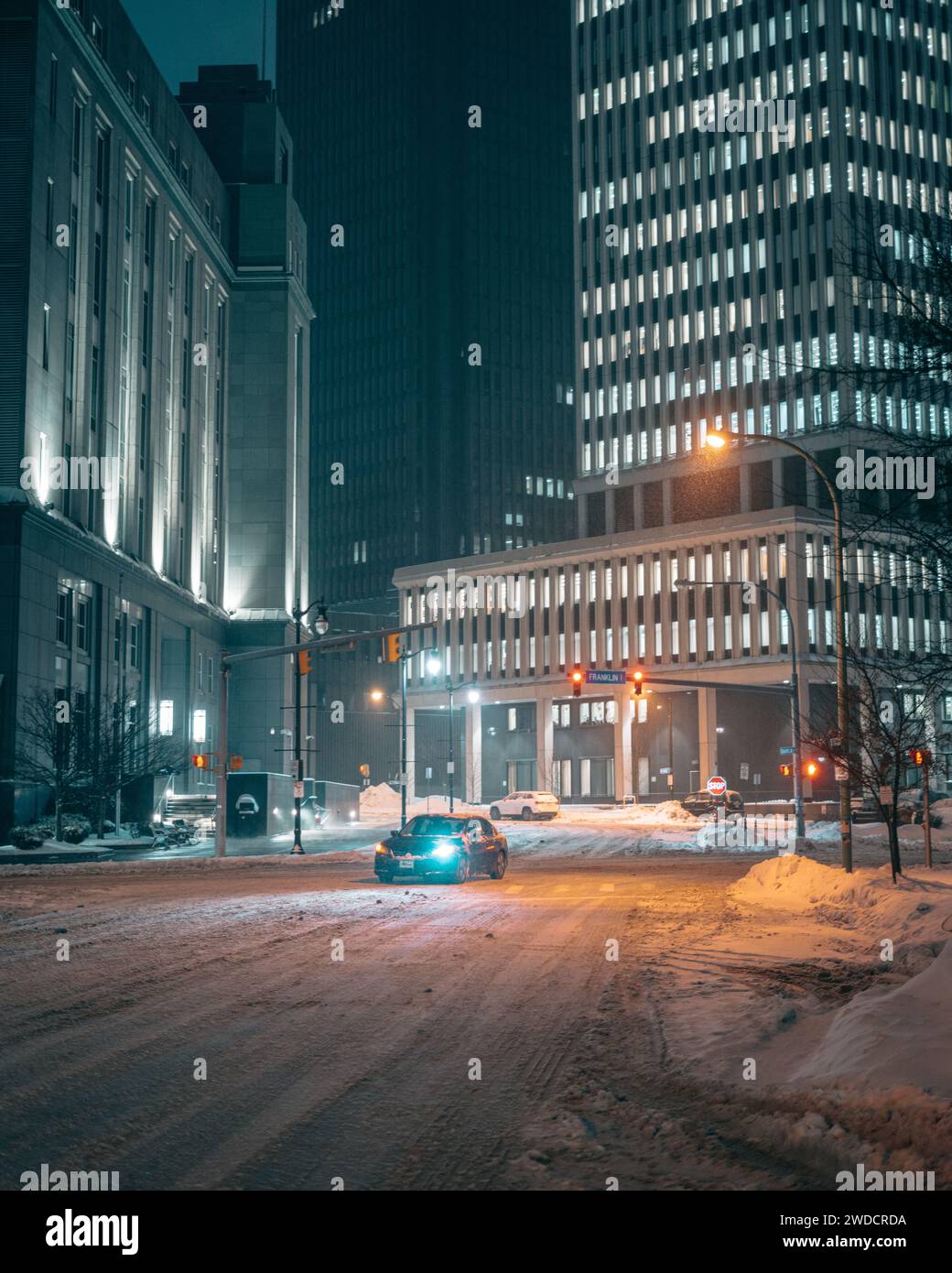 The intersection of Niagara Street & Franklin Street on a snowy winter ...
