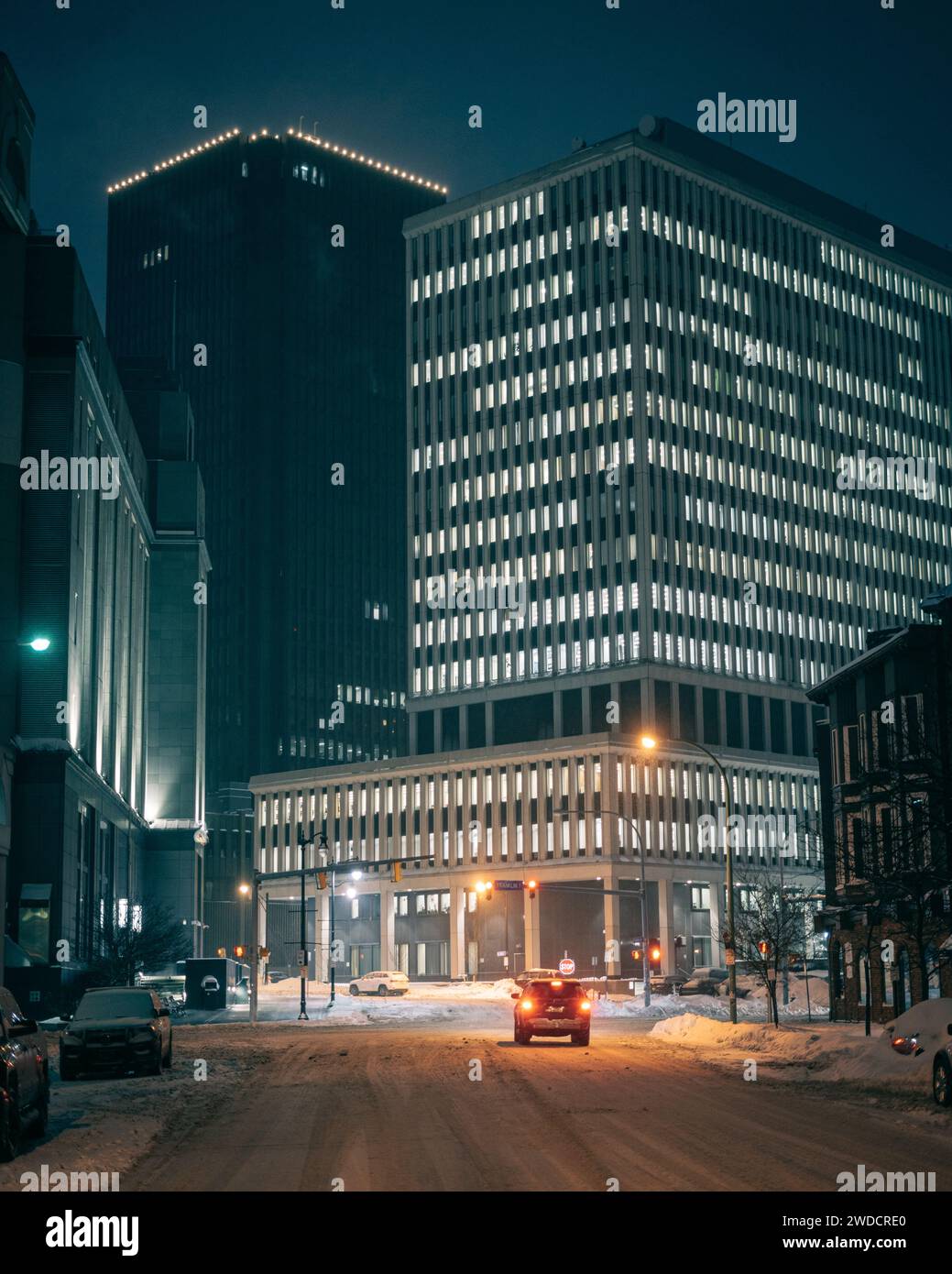 The intersection of Niagara Street & Franklin Street on a snowy winter ...