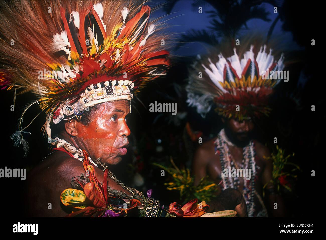 Men in traditional dress, taken in 2003, Tufi, Cape Nelson, Oro ...