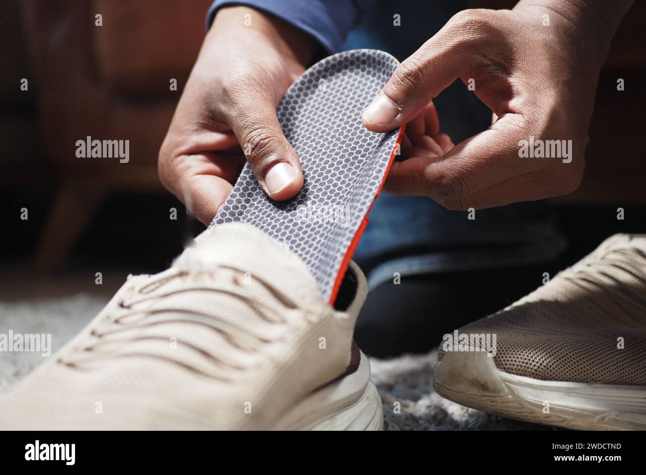 Comfortable shoe fitting hi-res stock photography and images - Alamy