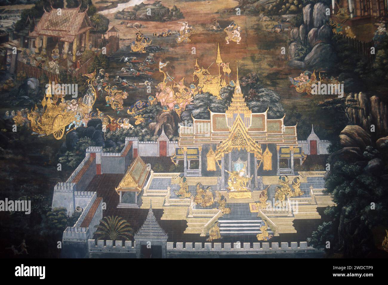 Mural of battle scenes from Ramakien epic, taken in 2001, Wat Phra Kaew ...