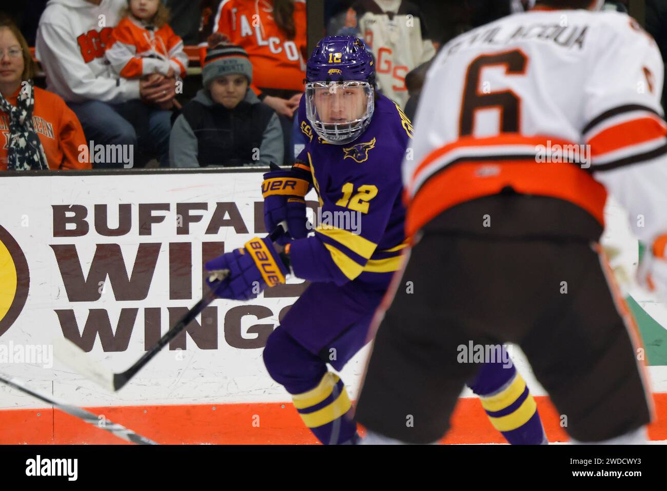 Minnesota St. forward Josh Groll (12) takes a shot against the Bowling ...
