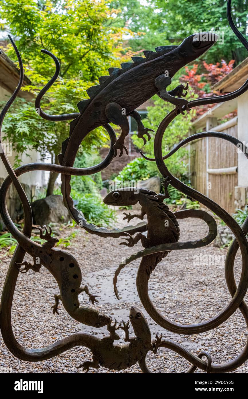 Lizard Gate entrance to the Japanese Garden at the Atlanta Botanical ... Lizard Gate entrance to the Japanese Garden at the Atlanta Botanical ...