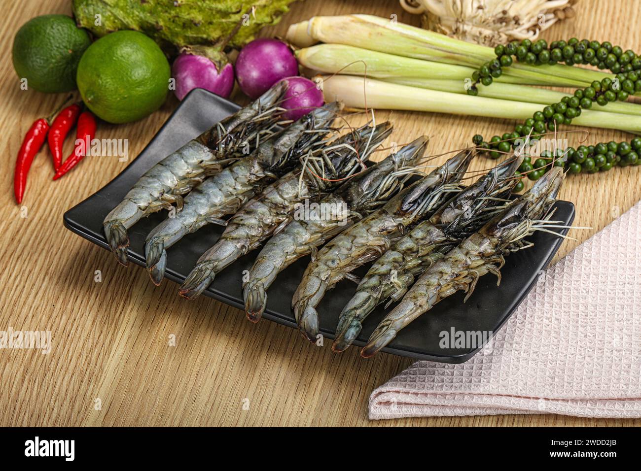 Fresh raw uncooked big tiger prawn Stock Photo - Alamy