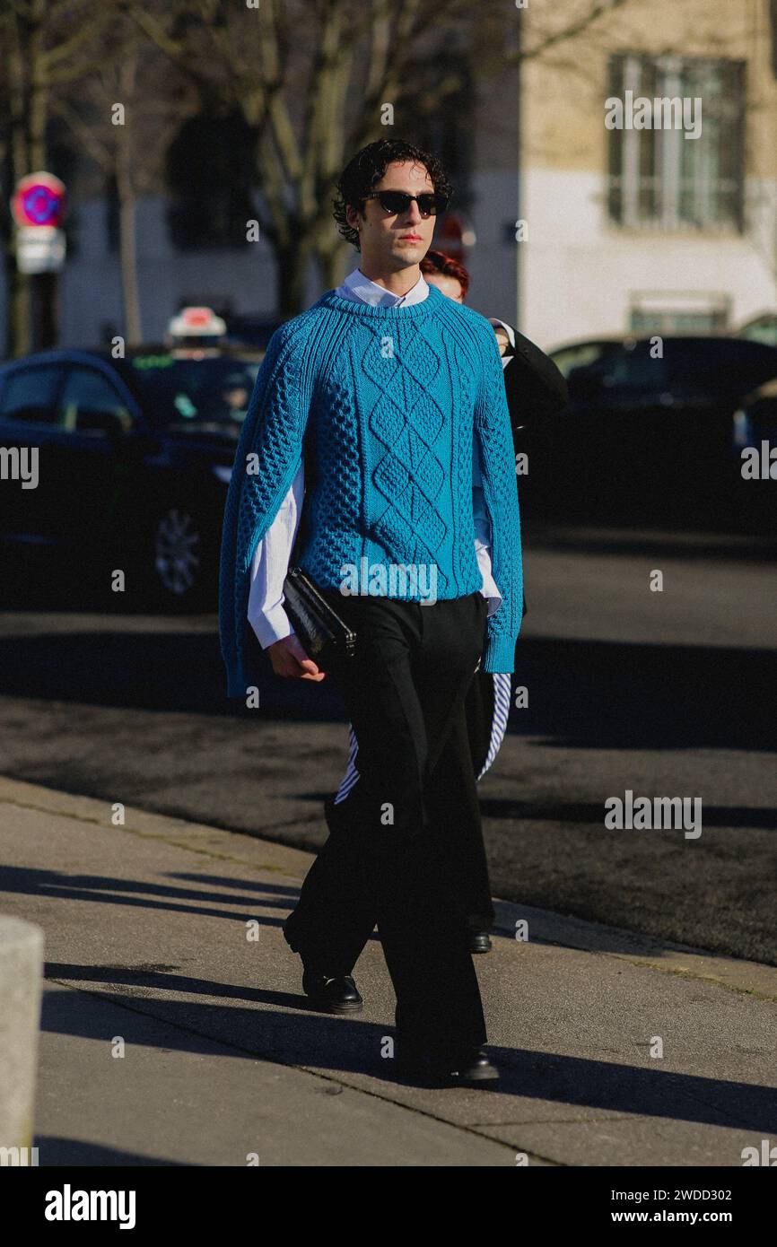 Paris, France. 19th Jan, 2024. Street style, Alexander Roth arriving at ...
