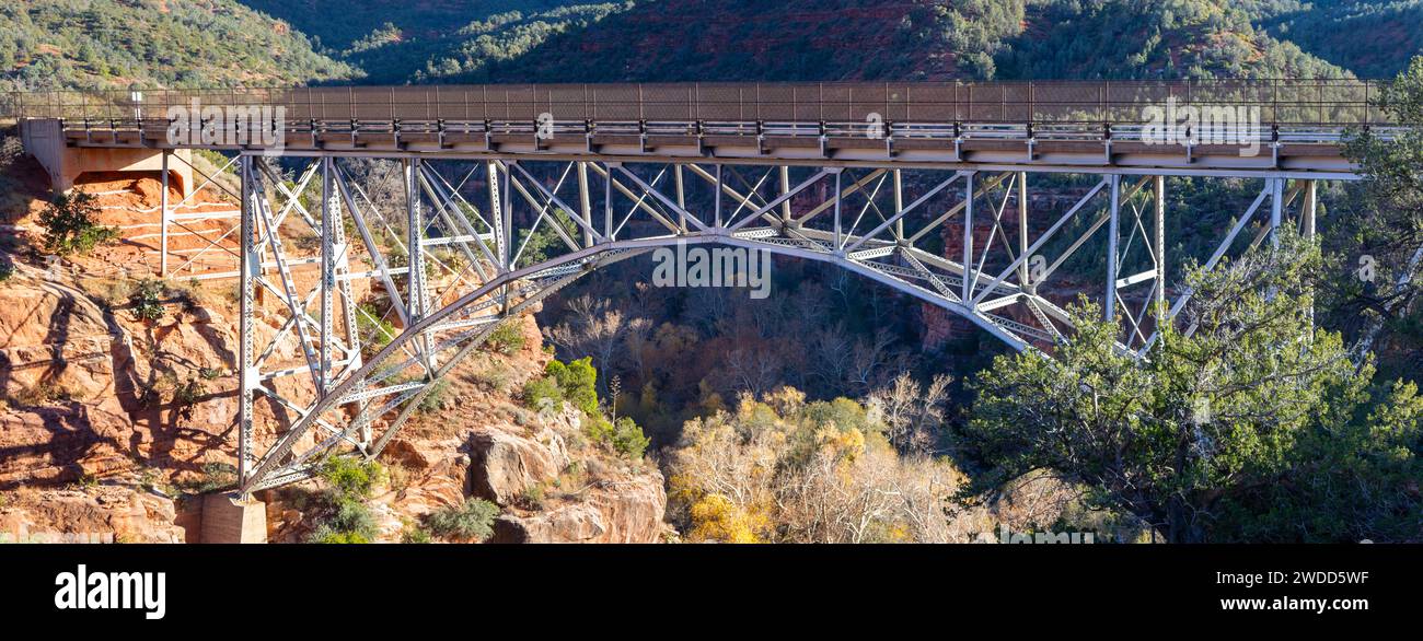 Bridge over ravine hi-res stock photography and images - Alamy
