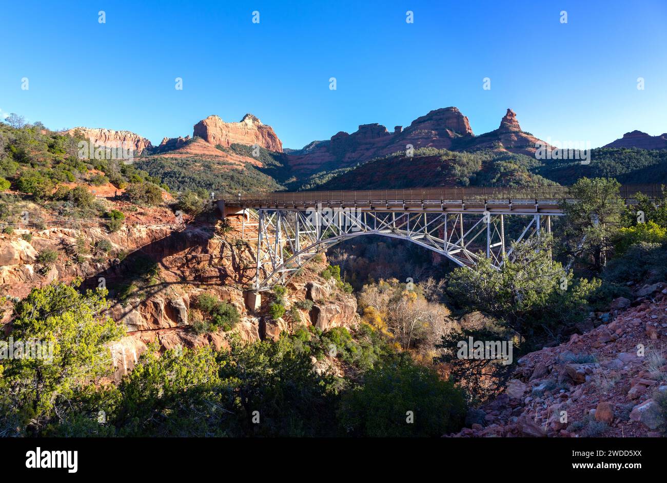 Famous Wilson Canyon Steel Arch Midgley Bridge Red Rock Mountain Peak ...