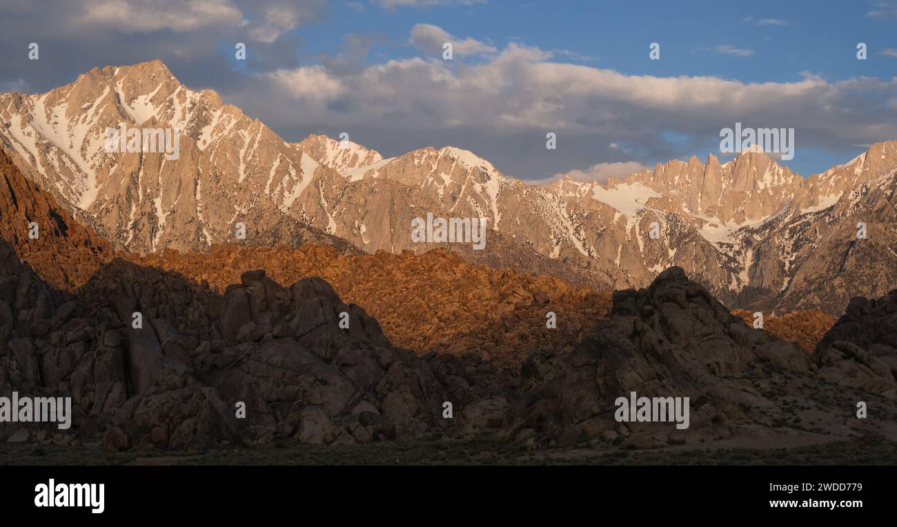 Mount Whitney, Alabama Hills, Lone Pine in California Stock Photo - Alamy