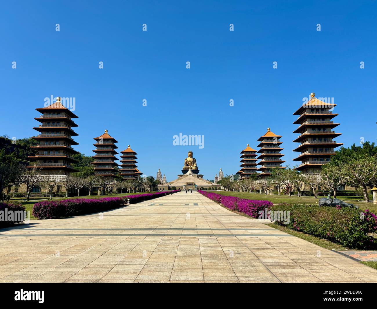 The Great Path to Buddhahood leading to the Big Buddha statue at Fo ...