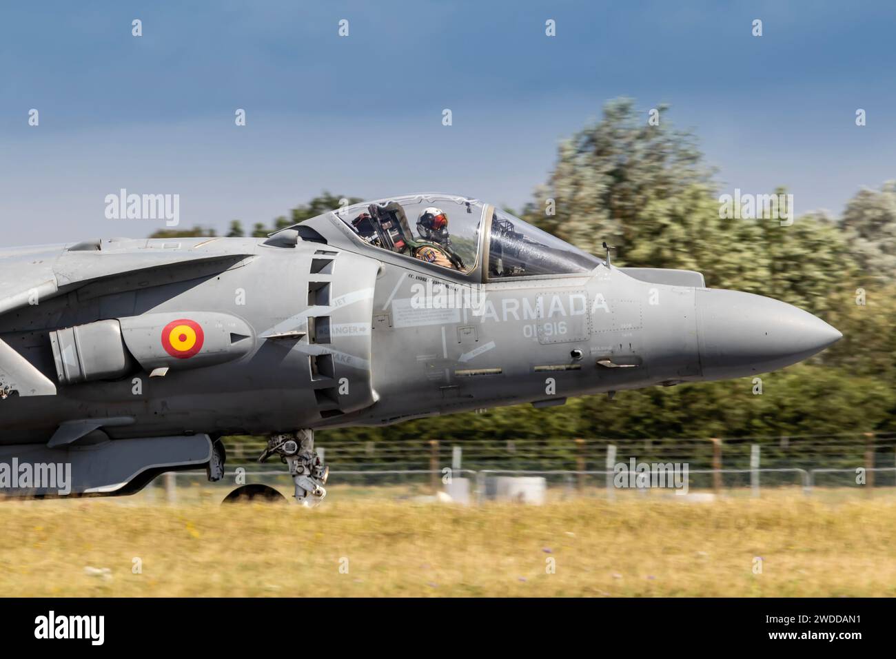 Spanish airforce aerobatic team hi-res stock photography and images - Alamy
