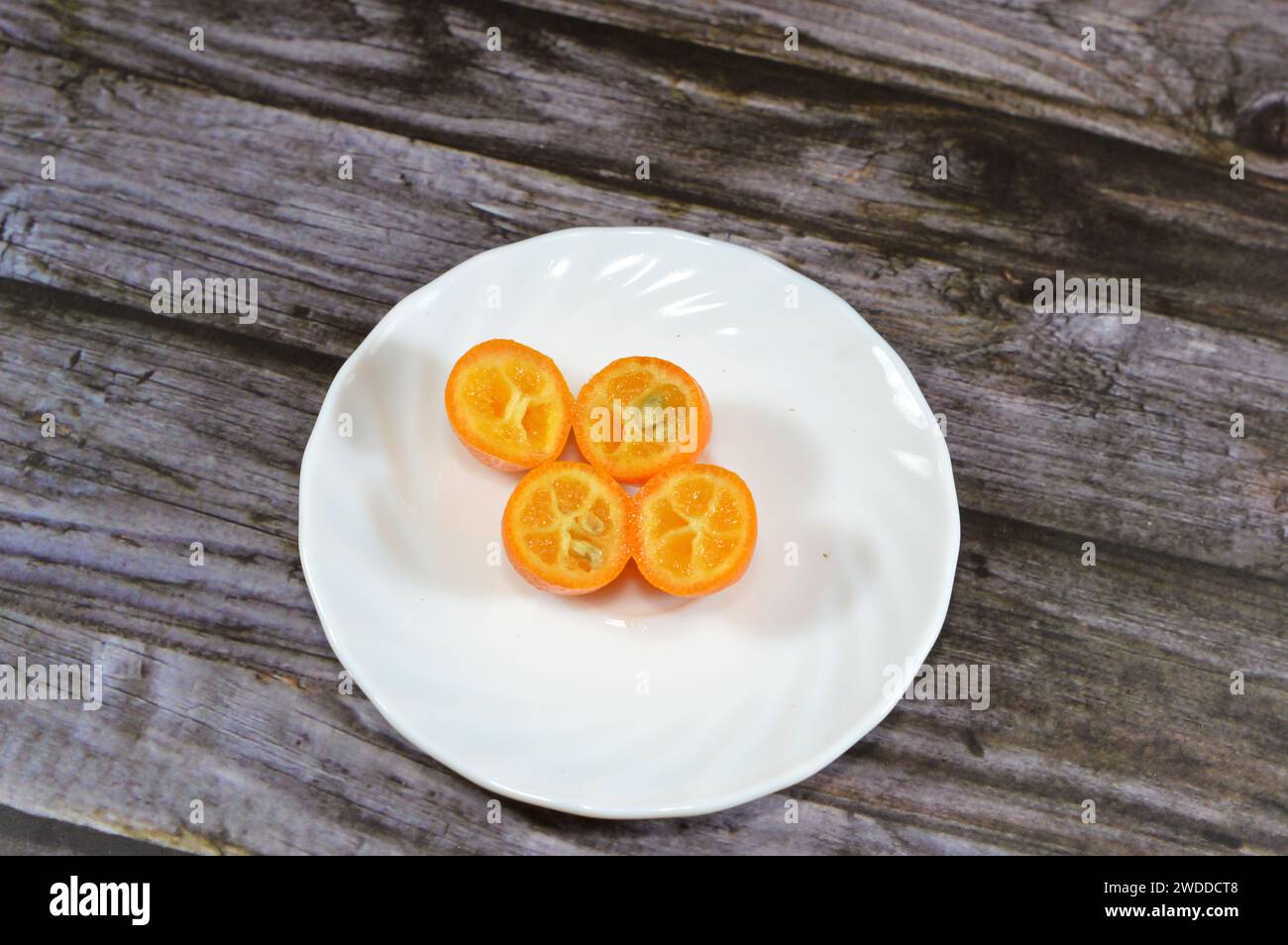 Kumquats, cumquats, a group of small, angiosperm, fruit-bearing trees ...