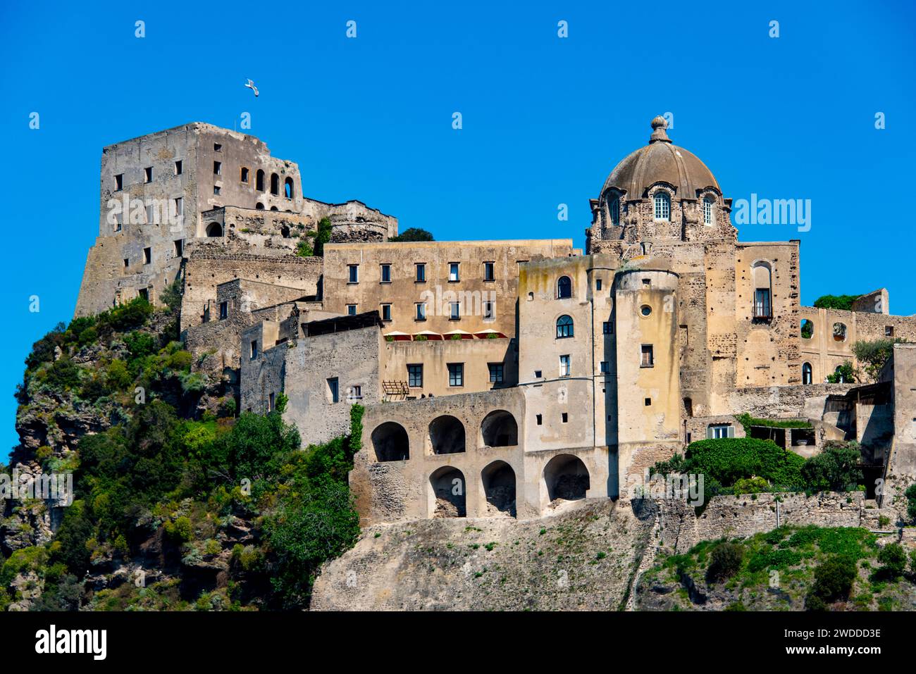 Castello aragonese d'ischia hi-res stock photography and images - Alamy