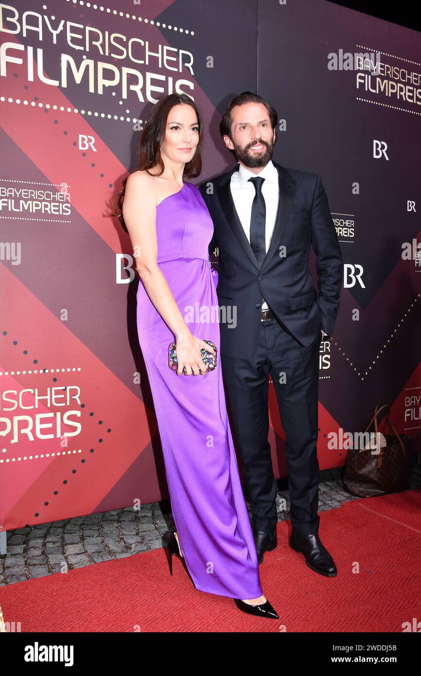 Quirin Berg mit Begleitung / Verleihung des Bayerischen Filmpreis ...