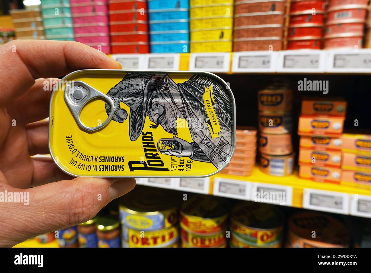 Sardines can portugal hi-res stock photography and images - Alamy