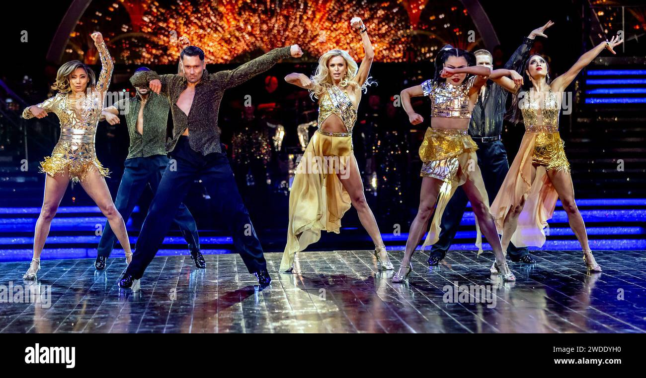 Robbie Kmetoni, Jake Leigh, Nadiya Bychkova, Nikita Kuzmin, Jowita ...