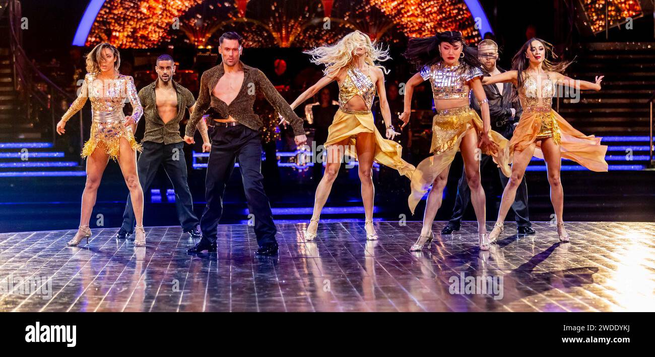 Robbie Kmetoni, Jake Leigh, Nadiya Bychkova, Nikita Kuzmin, Jowita ...