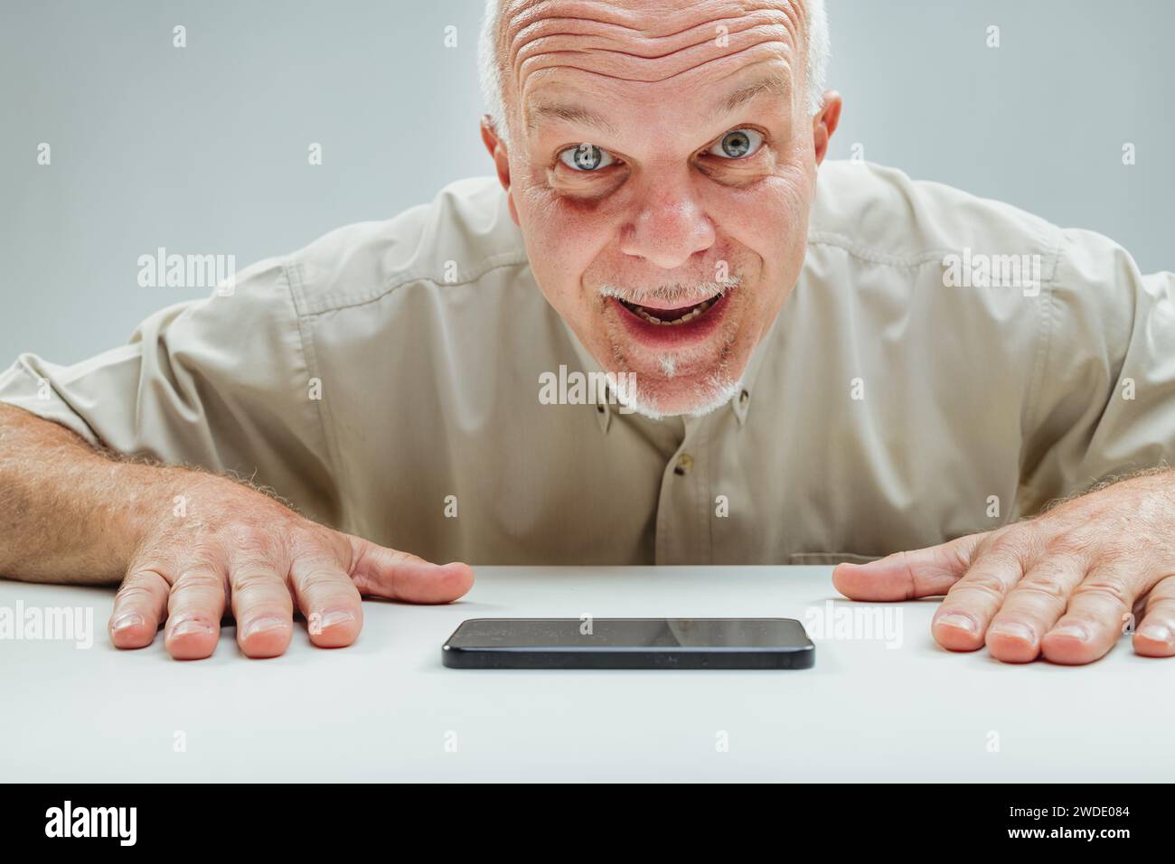 Expression of disbelief hi-res stock photography and images - Alamy