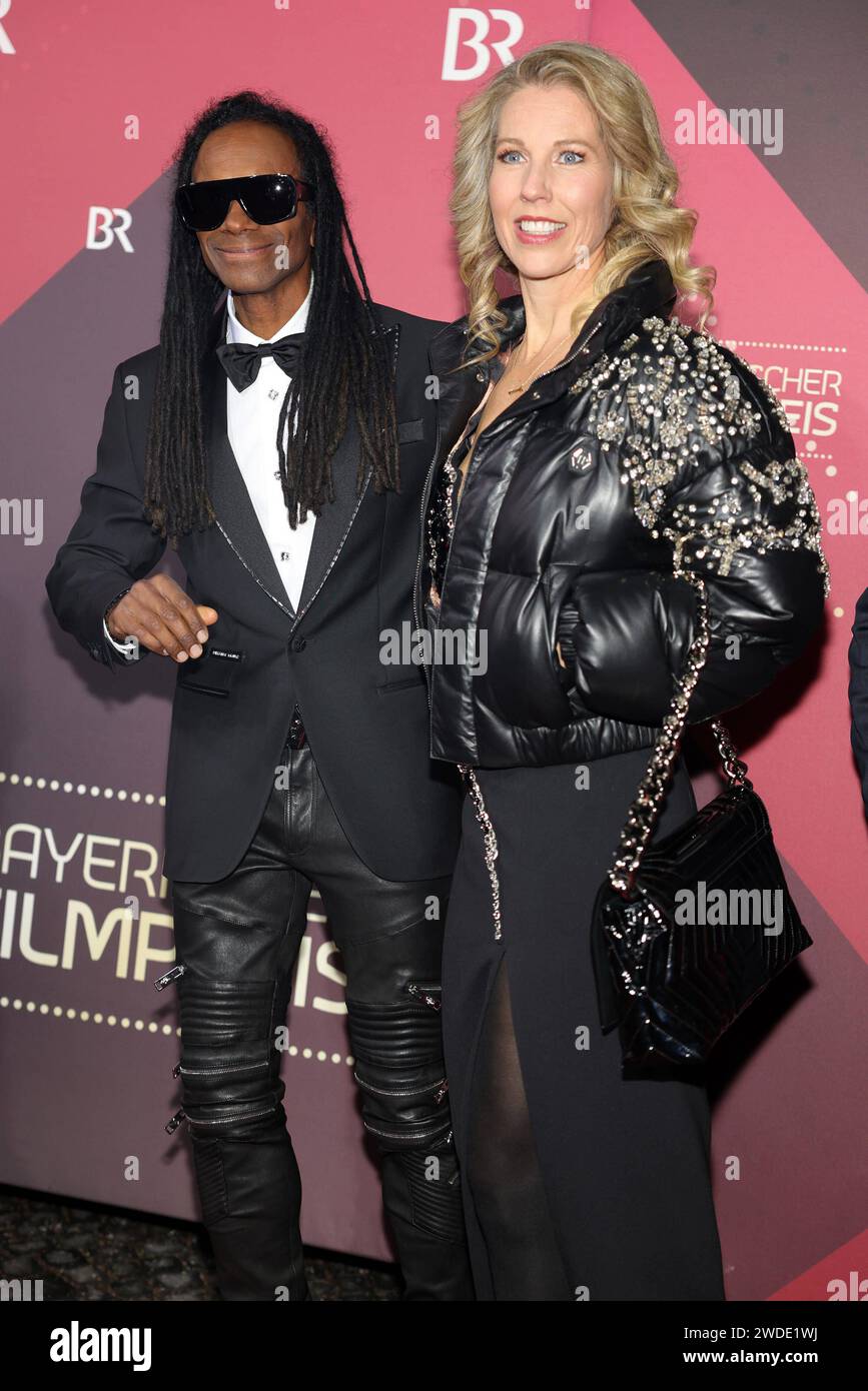 Bayerischer Filmpreis 2023 Fabrice Morvan mit Partnerin Tessa van der ...