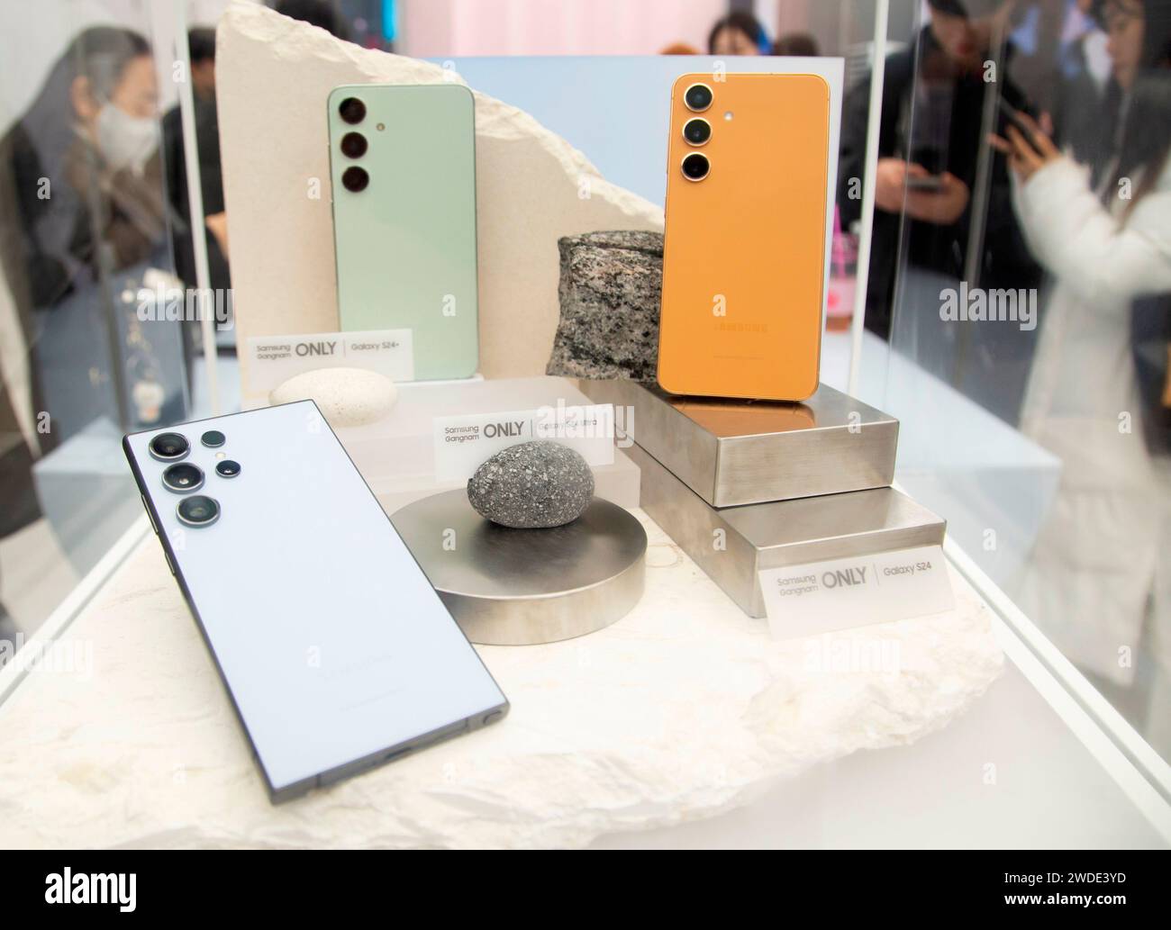 Samsung Galaxy S24, Jan 19, 2024 : Samsung Electronics' Galaxy S24 series smartphones are ...