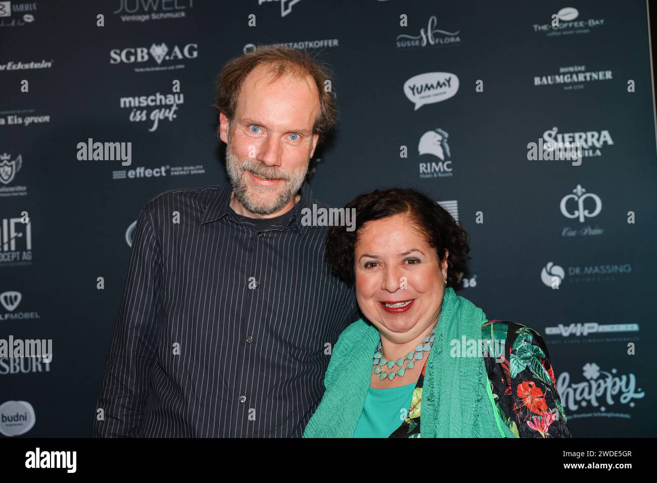 Franziska Traub mit Freund Thomas Rah, Public Viewing zum TV-Start von ...