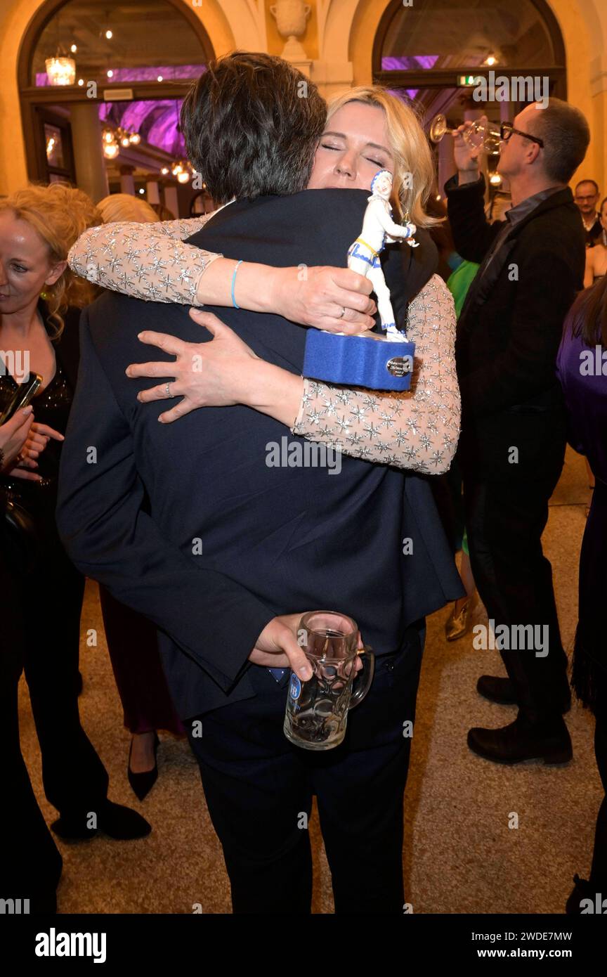 Veronica Ferres und David Dietl bei der Verleihung des 45. Bayerischen ...