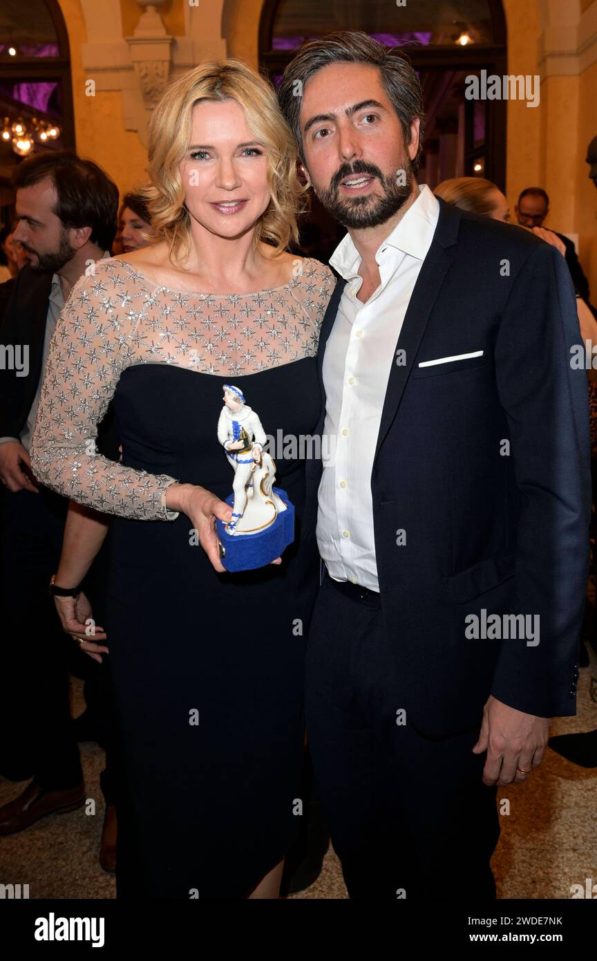 Veronica Ferres und David Dietl bei der Verleihung des 45. Bayerischen ...