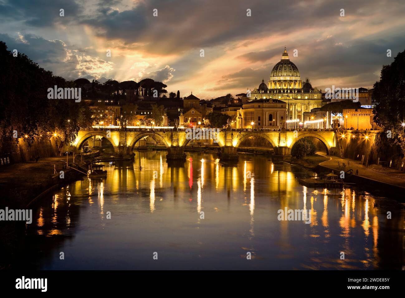 St. Peters Basilica, Ponte Vittorio Emanuele II, and the Tiber River in ...