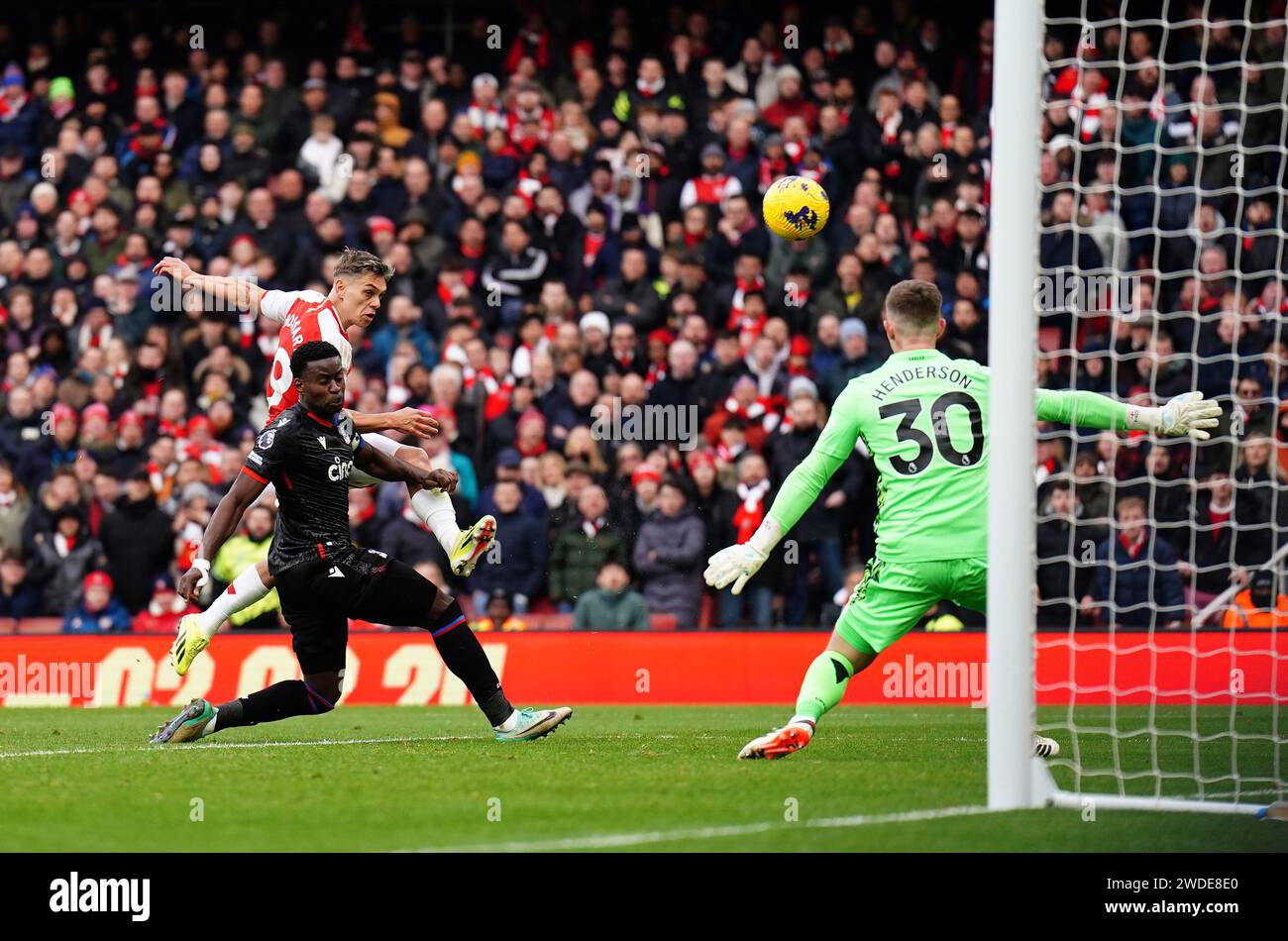 Arsenal's Leandro Trossard shoots at goal during the Premier League ...