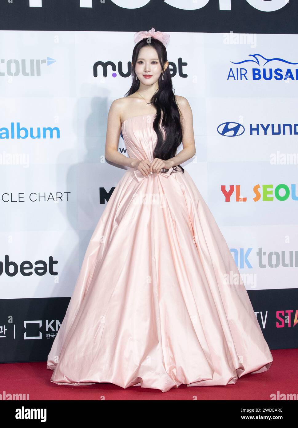 Busan, South Korea. 10th Jan, 2024. South Korean vocal Sieun, member of ...