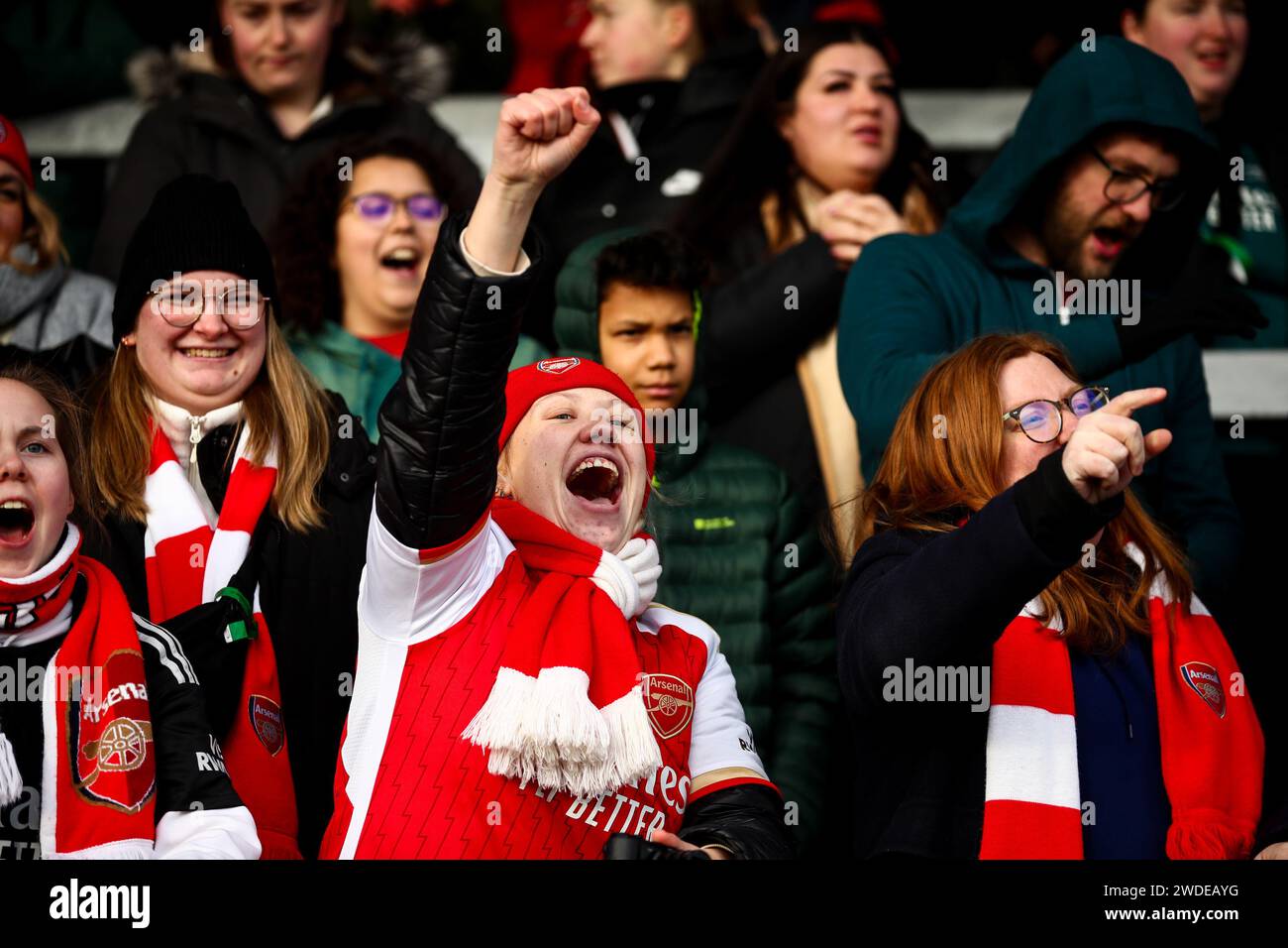 London Uk 20 January 2024 Arsenal Supporters Cheering During The