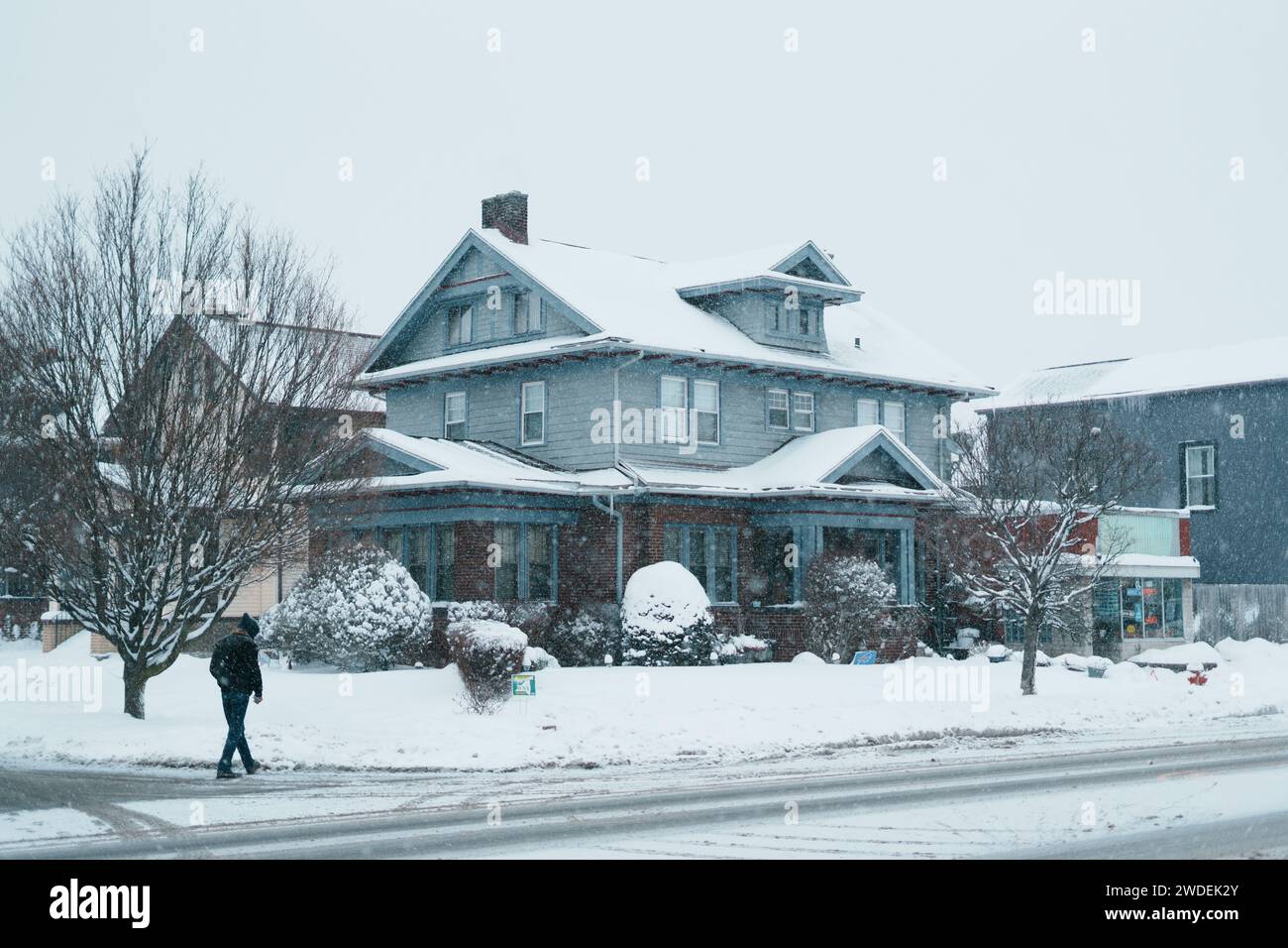 A house in the snow, North Park, Buffalo, New York Stock Photo - Alamy