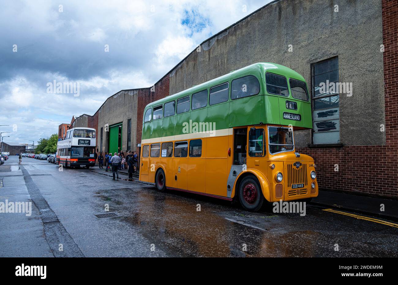 Glasgow Vintage number 14 bus outside Bridgeton Garage of the Glasgow ...
