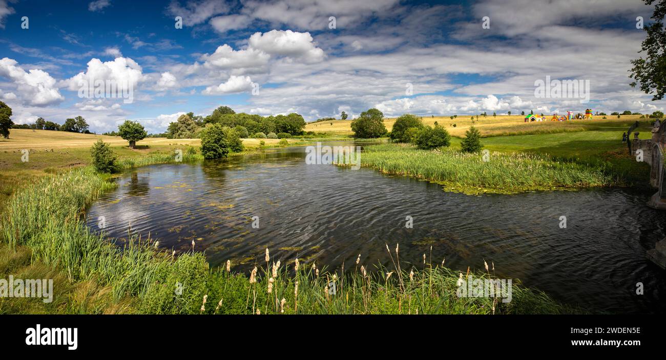 UK, England, Warwickshire, Compton Verney House, Upper Park and Old ...
