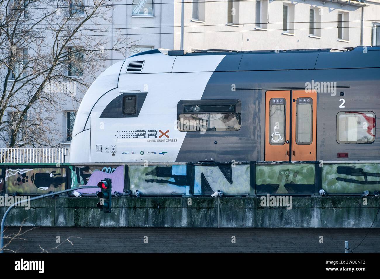 Düsseldorf 20.01.2024 DB Deutsche Bahn Nahverkehr ÖPNV Verkehrsverbund ...