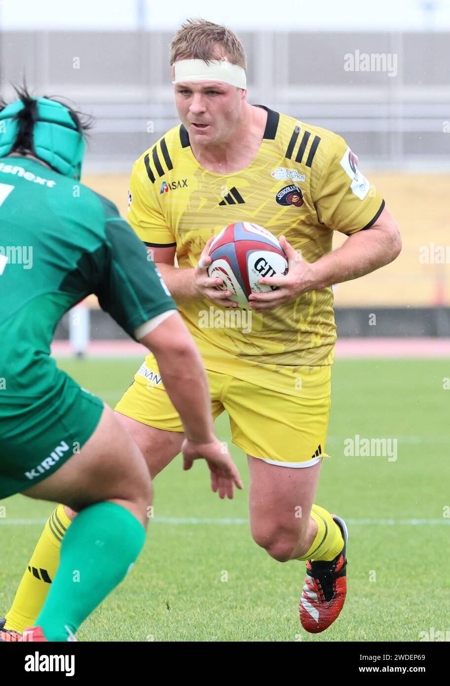 Sagamihara, Japan. 20th Jan, 2024. Tokyo Suntory Sungoliath flanker Sam ...