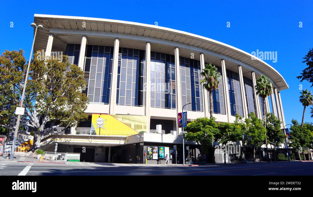 Los Angeles, California: The Music Center - Dorothy Chandler Pavilion ...