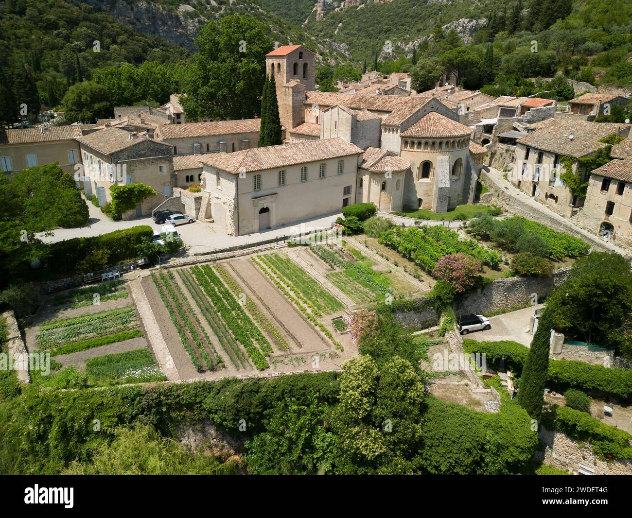 Abbaye de Gellone - Gellone Abbey at Saint Guilhem le Désert, Hérault ...