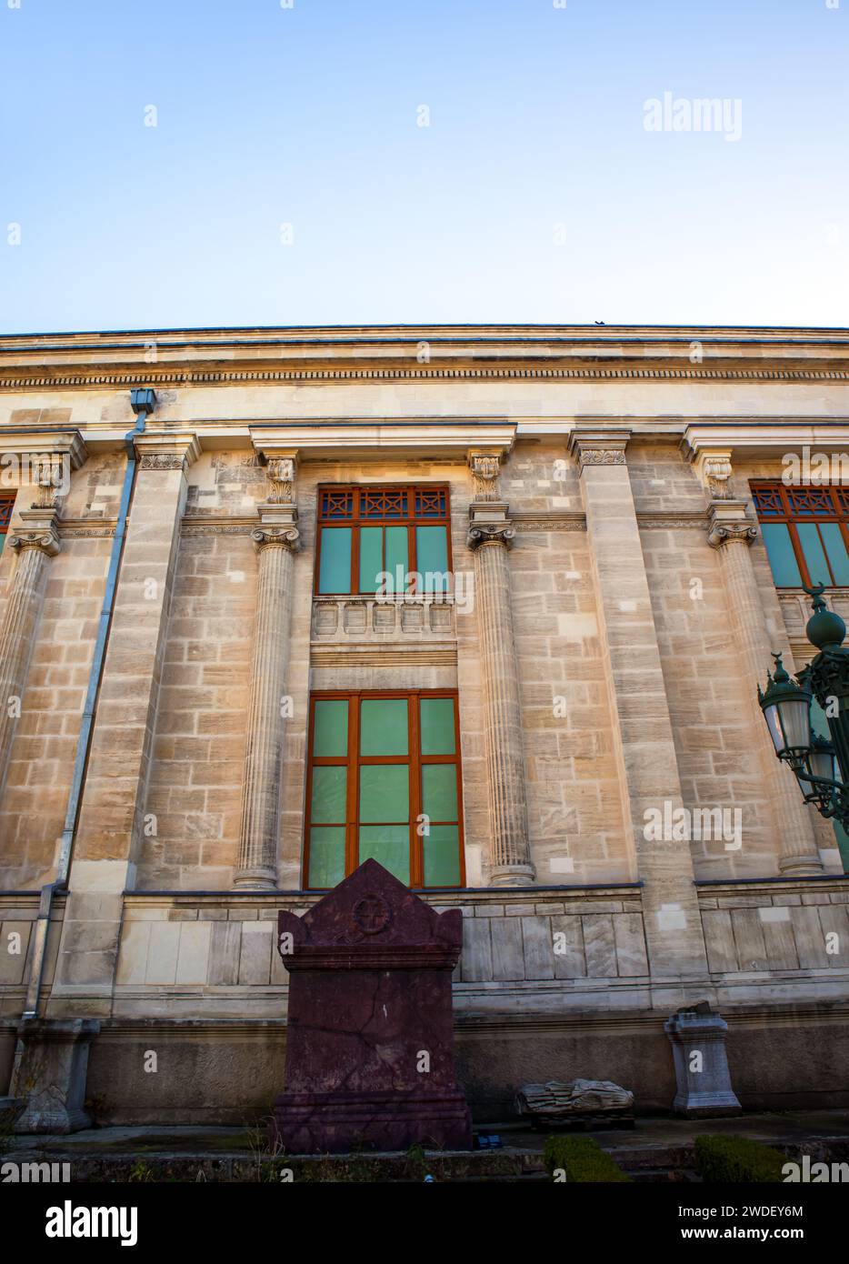 Istanbul Archaeology Museum Main Building Facade And Sarcophagus In The ...