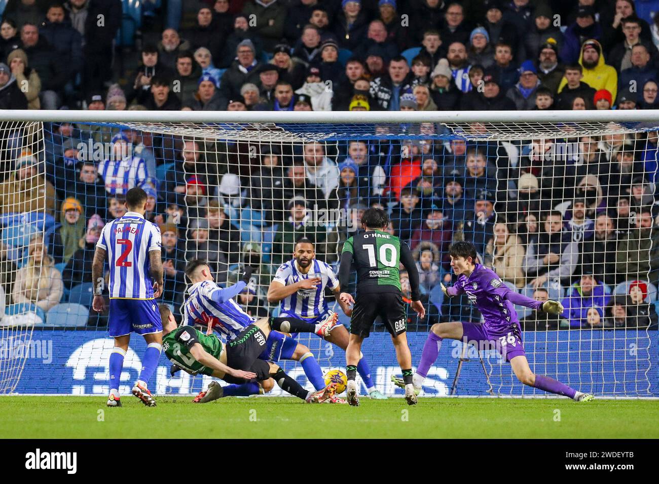 Sheffield, UK. 20th Jan, 2024. Coventry City midfielder Ben Sheaf (14 ...