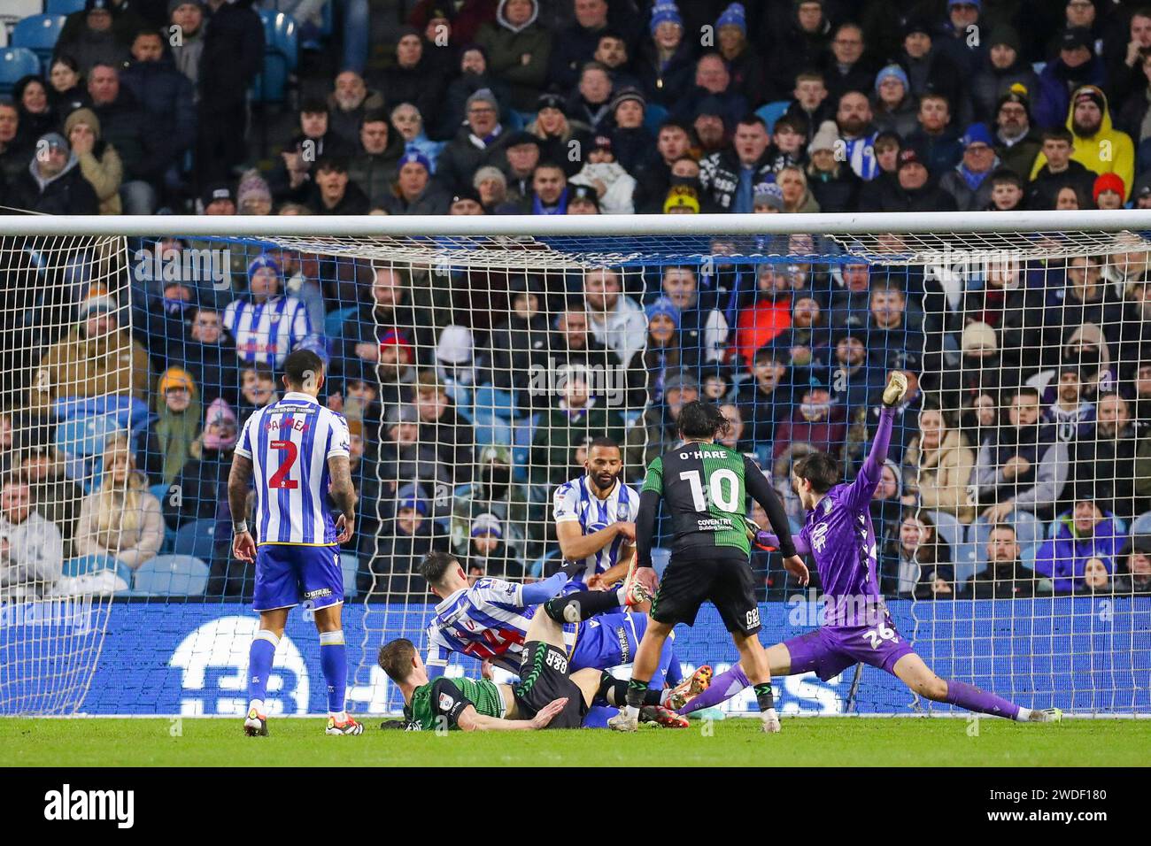 Sheffield, UK. 20th Jan, 2024. Coventry City midfielder Ben Sheaf (14 ...